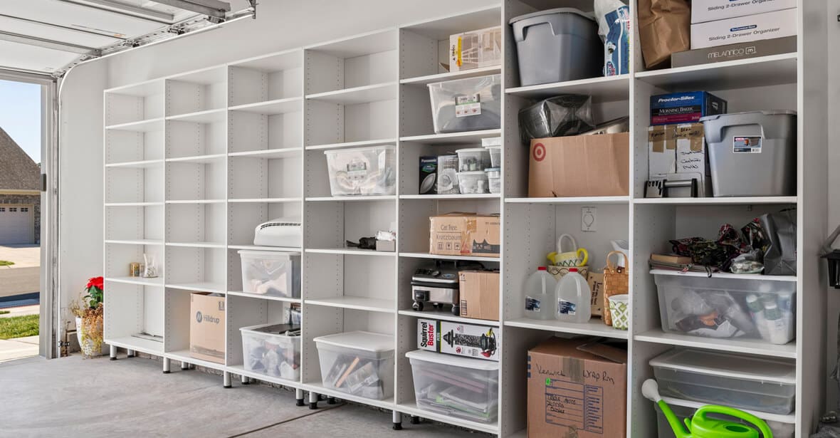 Custom Garage Cabinet Systems & Storage | Closet Factory