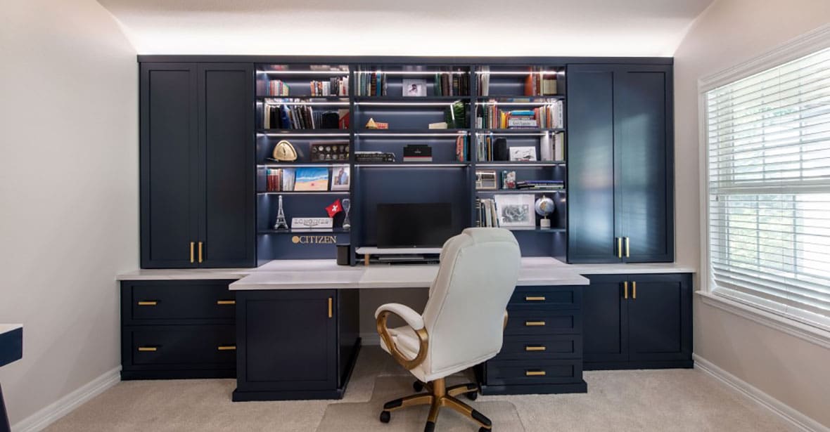 Custom Home Offices | Built-In Workspaces | Closet Factory